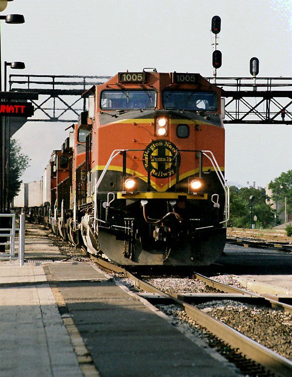BNSF 1005